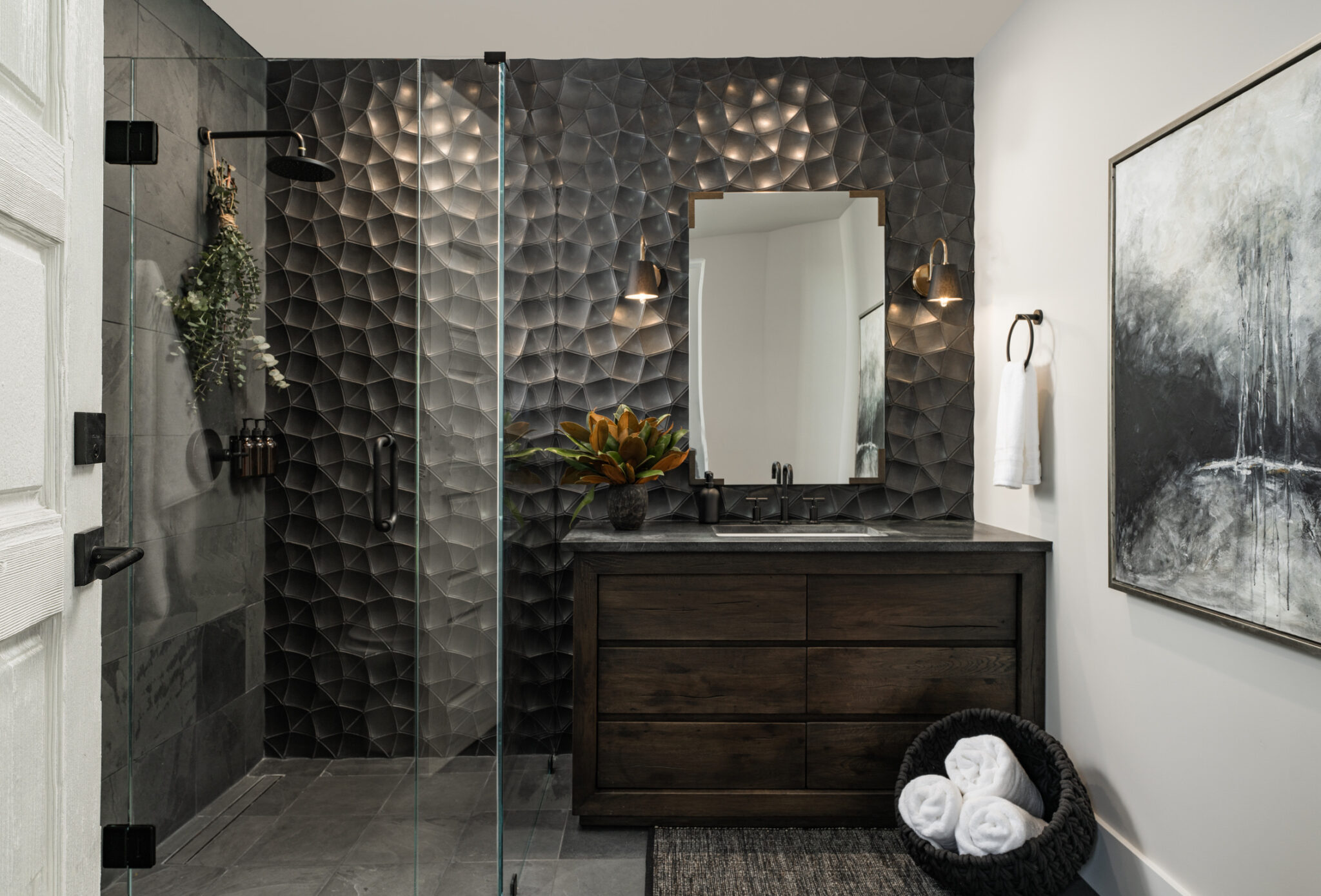 Coyote Hills: Entry & Bath | earthandoakinteriors.com